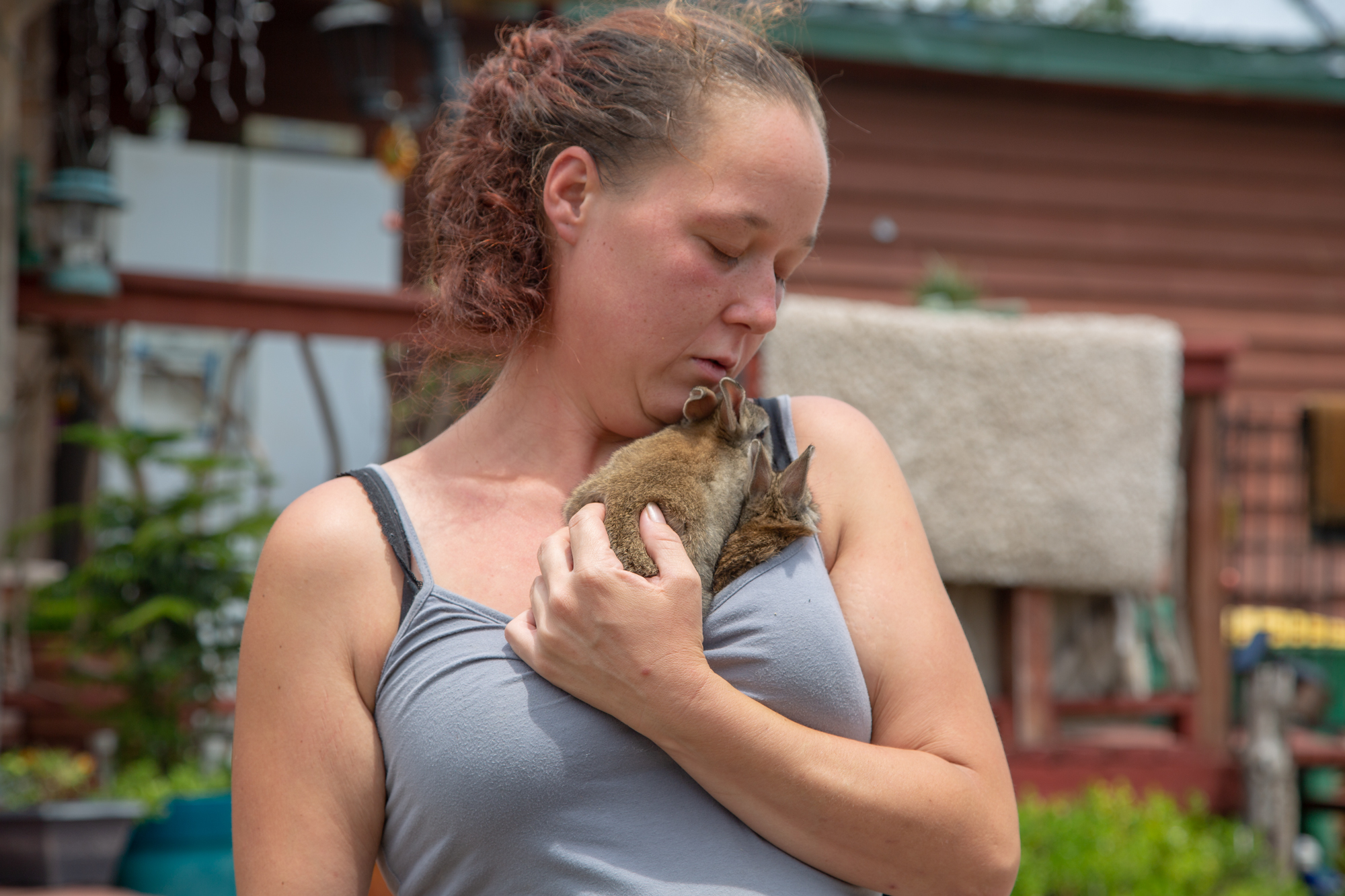 Florida family opens home to all after disasters strike | News21